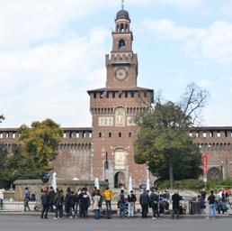 A maggio Piazza Castello a Milano diventerà pedonale, ma i residenti si ...