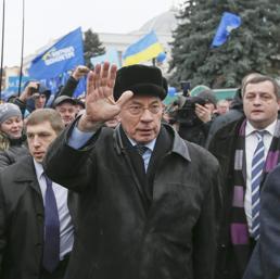 Ucraina, il parlamento abroga le leggi anti-protesta. Si dimette il ...