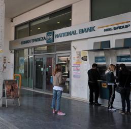 Banche chiuse, controlli ai movimenti di capitale: il piano B dell ...
