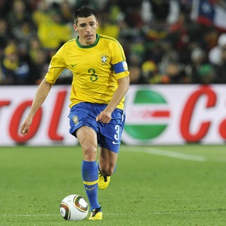 Juventus: Lucio ufficialmente bianconero - Lucio è ufficialmente un ...