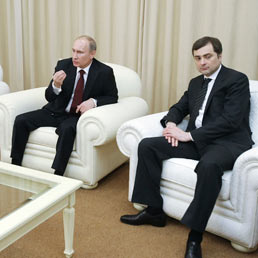 Putin esclude la revisione del voto ma al Cremlino cadono le prime ...