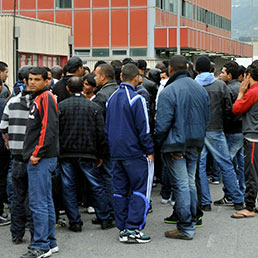 Immigrati, presenza in Italia provata anche con la Sim - Il Sole 24 ORE