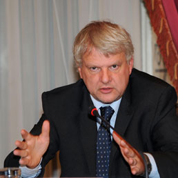 Il Cdm approva la nomina di Signorini a vice direttore generale di ...