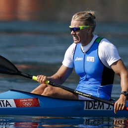 SÌ - Josefa Idem - Canoa - Il Sole 24 ORE